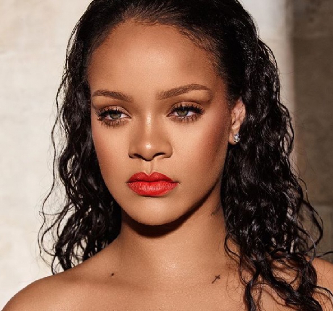 Rihanna acumula fortuna de US$ 600 milhões e se torna artista feminina ...