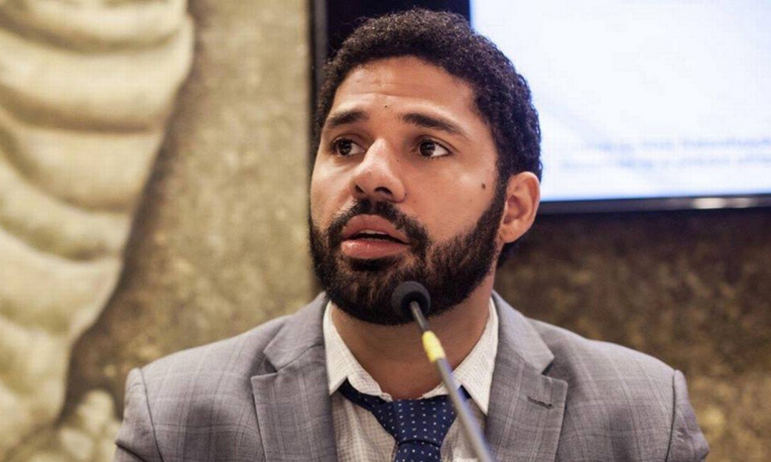 Coaf relata movimentação atípica de R$ 2,5 milhões em conta de David ...